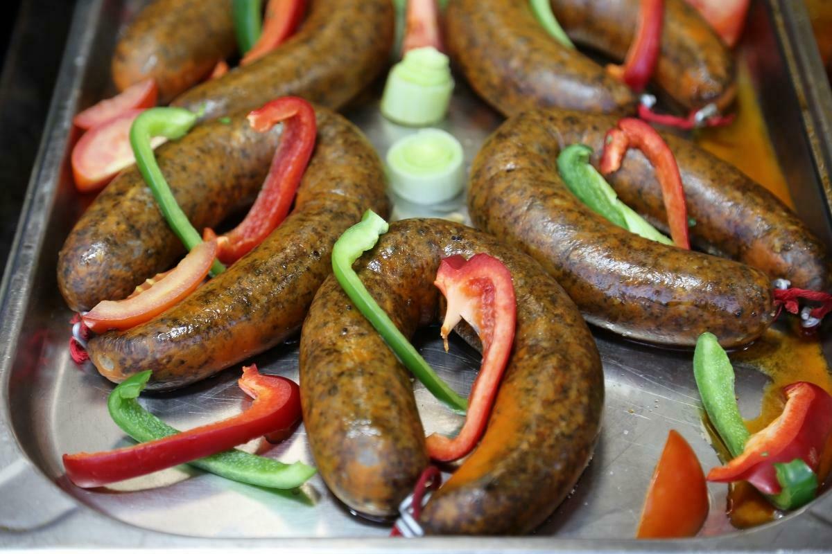 Bisztró - A disznóvágás és disznótor története - Kámon-Hús Kft.